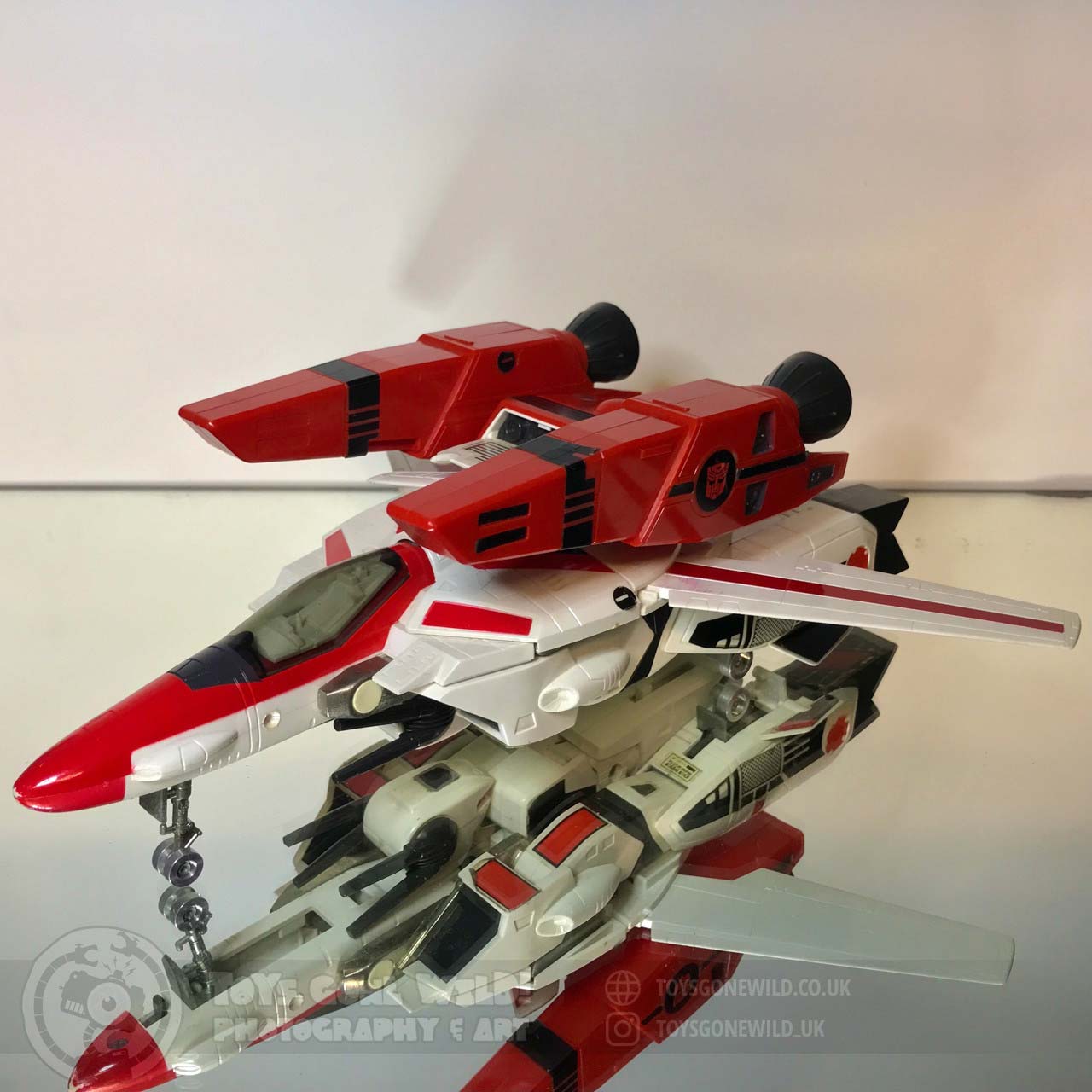 Transformers G1 Jetfire- Added 05/03/2023 – Toys Gone Wild!