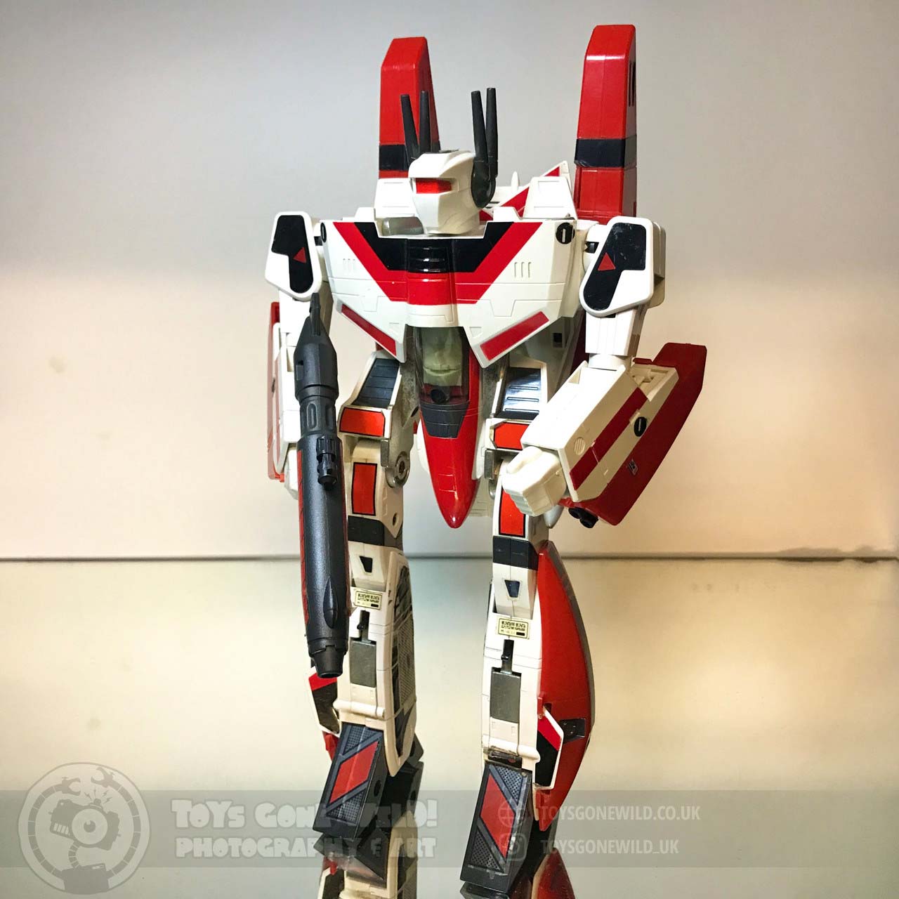 Transformers G1 Jetfire- Added 05/03/2023 – Toys Gone Wild!